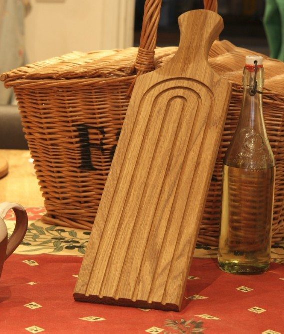 Personalised Breadboards - MakeMeSomethingSpecial.com