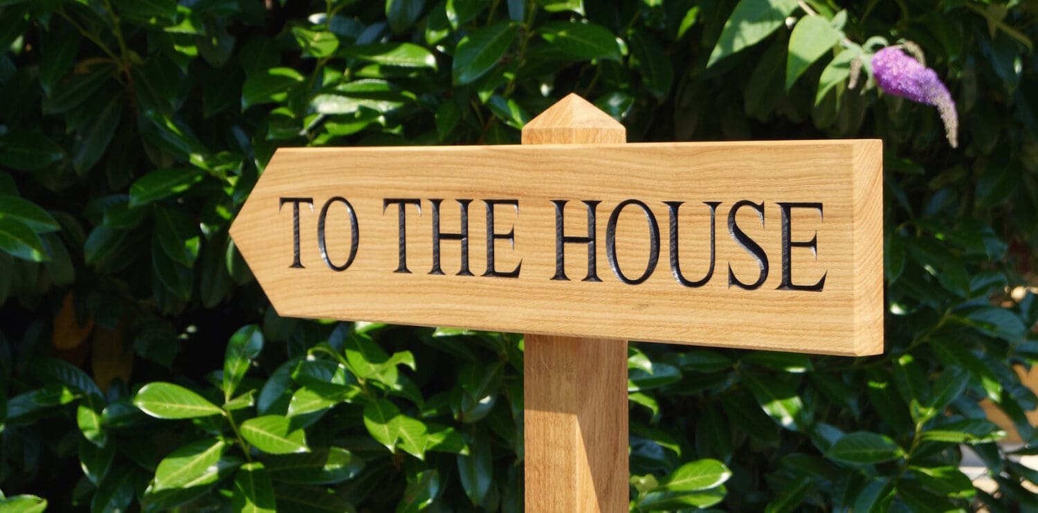 Premium Free Standing House Signs with Arrow | MakeMeSomethingSpecial.com
