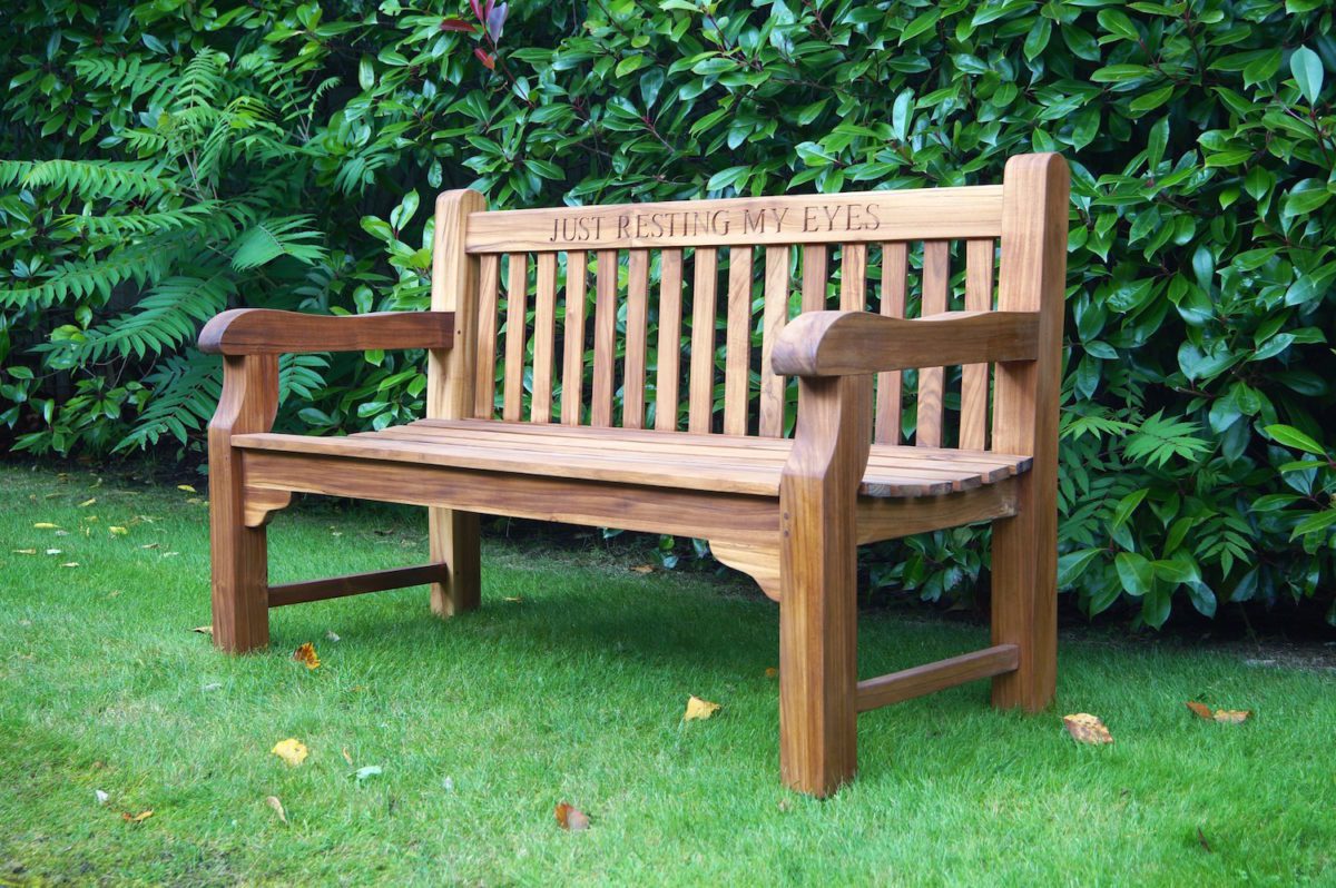 Engraved Memorial Benches | MakeMeSomethingSpecial.com